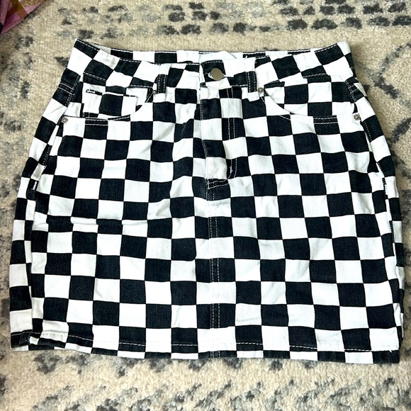American Threads | Skirts | Black And White Checkered Skirt | Poshmark